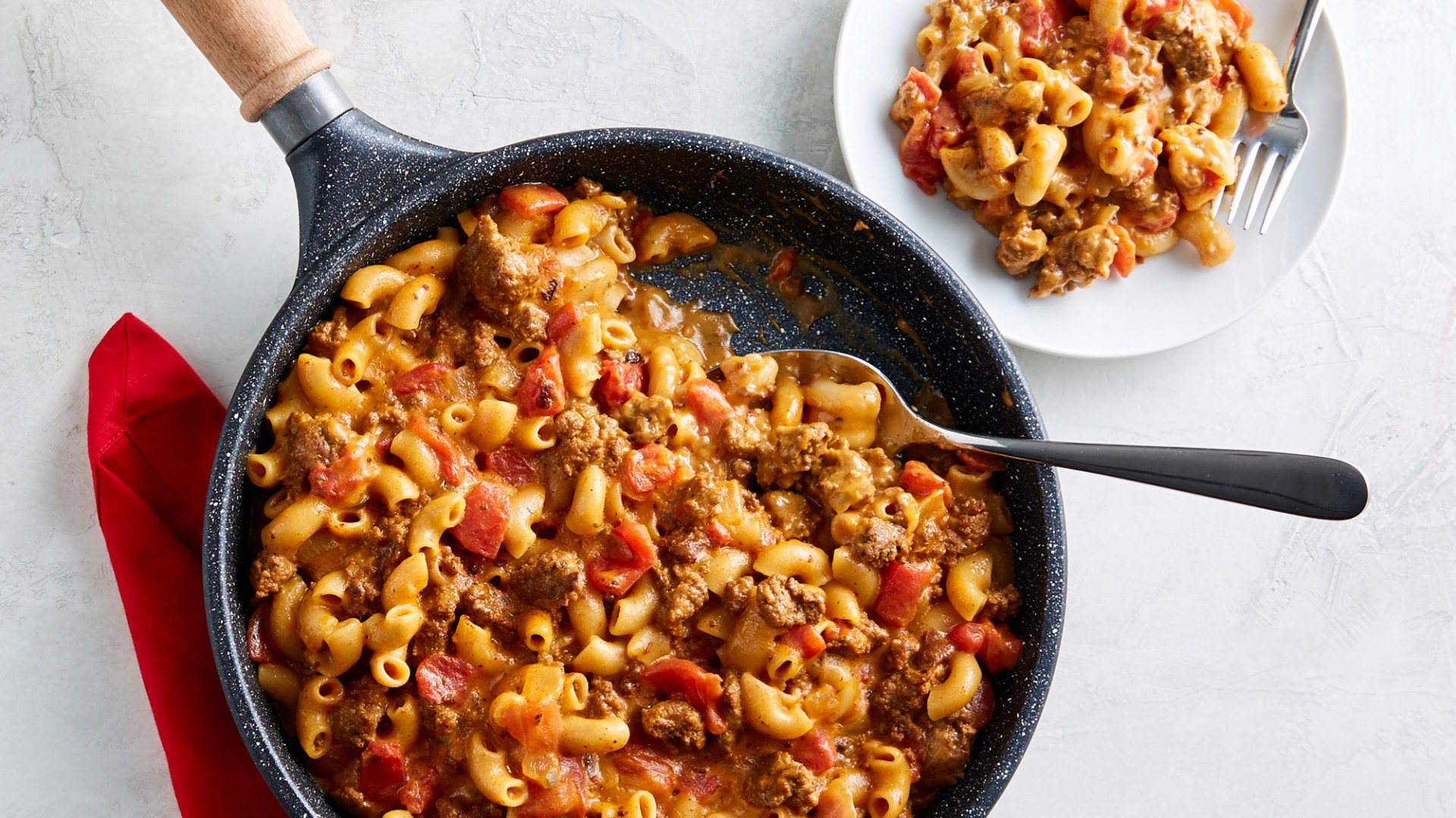 Loaded Cheeseburger Macaroni Recipe - Hamburger Helper